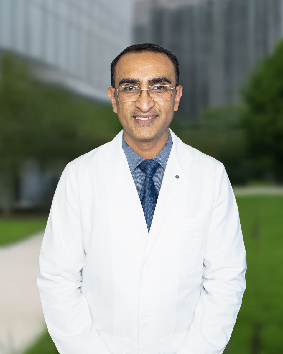 Specialist Orthopedic Surgeon | Dr. Prashant | HealthHub Clinic